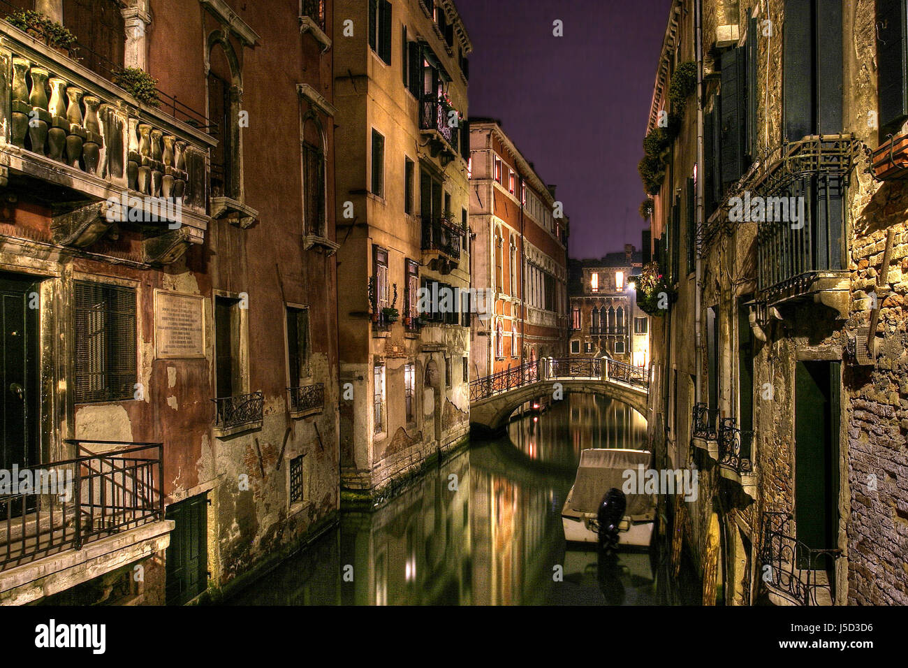 venice - side street Stock Photo - Alamy