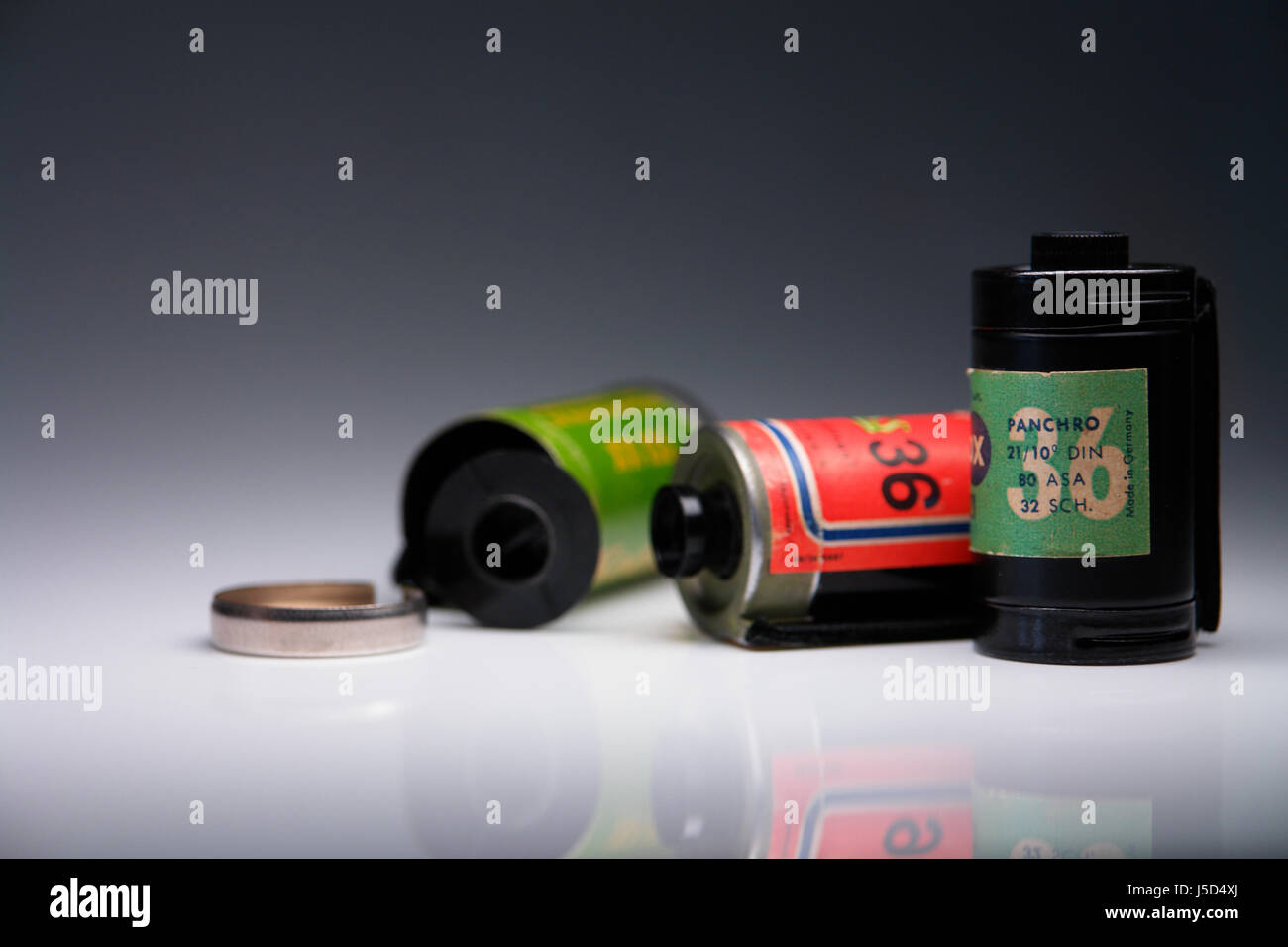 Movies 36 hi-res stock photography and images - Alamy