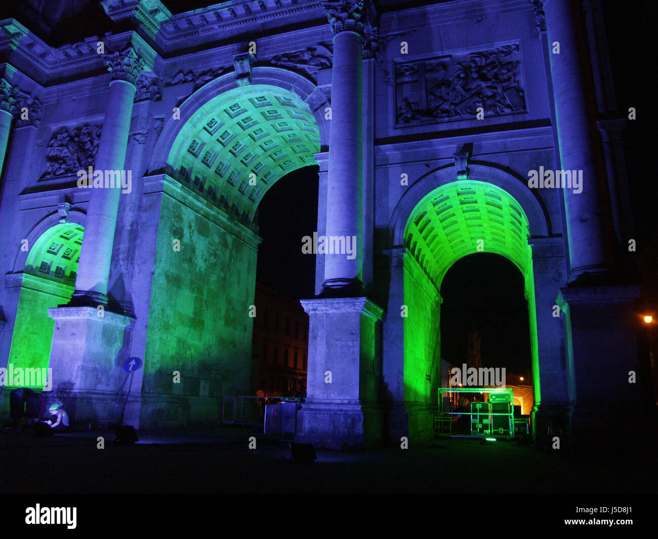 blue night nighttime arch munich night-live shaddow shadow shadows dark ...