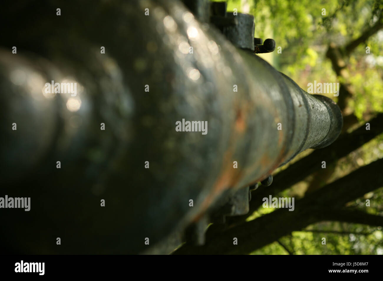 historical story wood iron war wheels force deadly cannon cannon tube ...