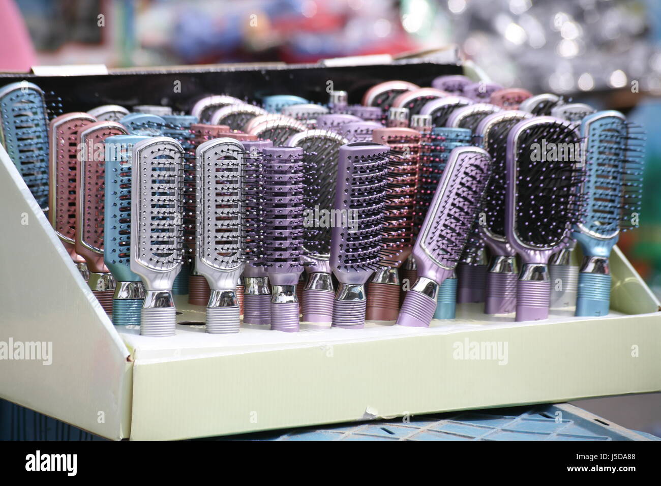 Brstendisplay hi-res stock photography and images - Alamy