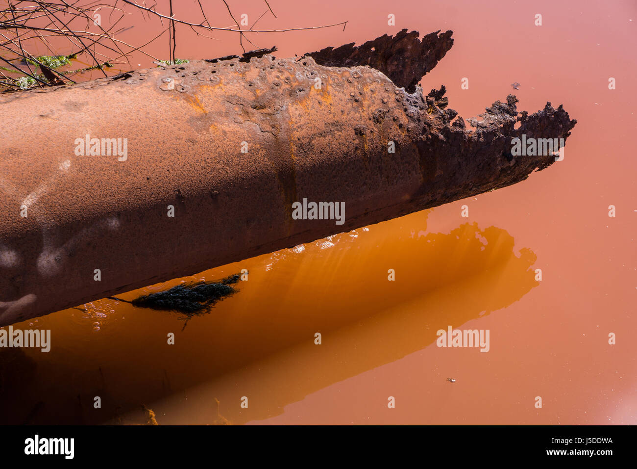 Acid corrosion metal hi-res stock photography and images - Alamy