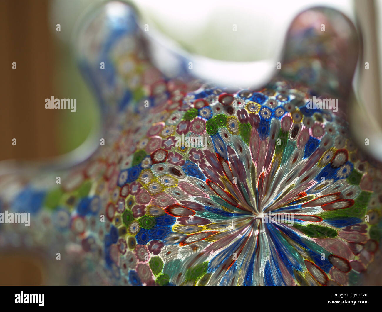 Flower vase reflections hi-res stock photography and images - Alamy