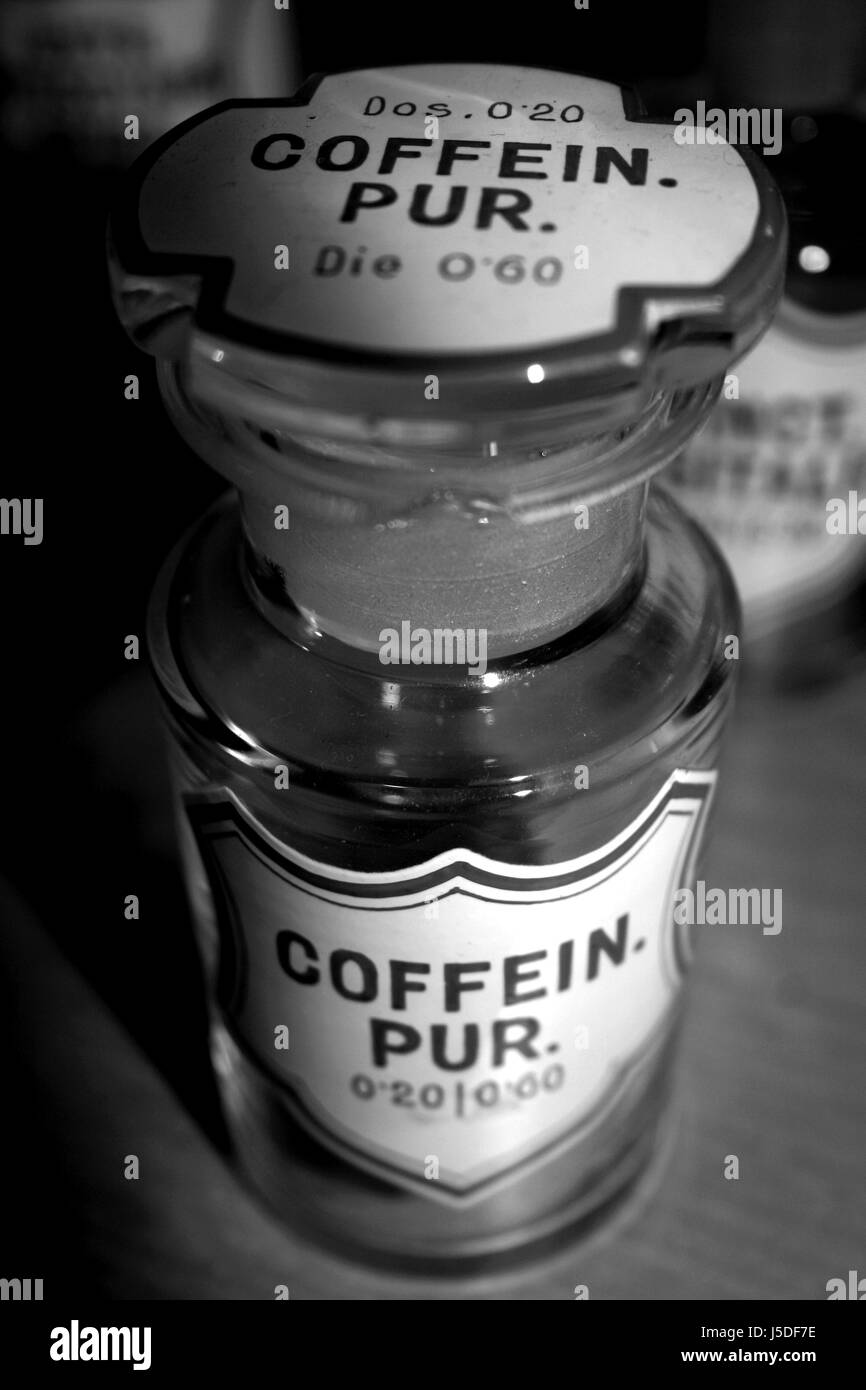 vessel drugs powder tablets addiction addicted caffeine preparation ...