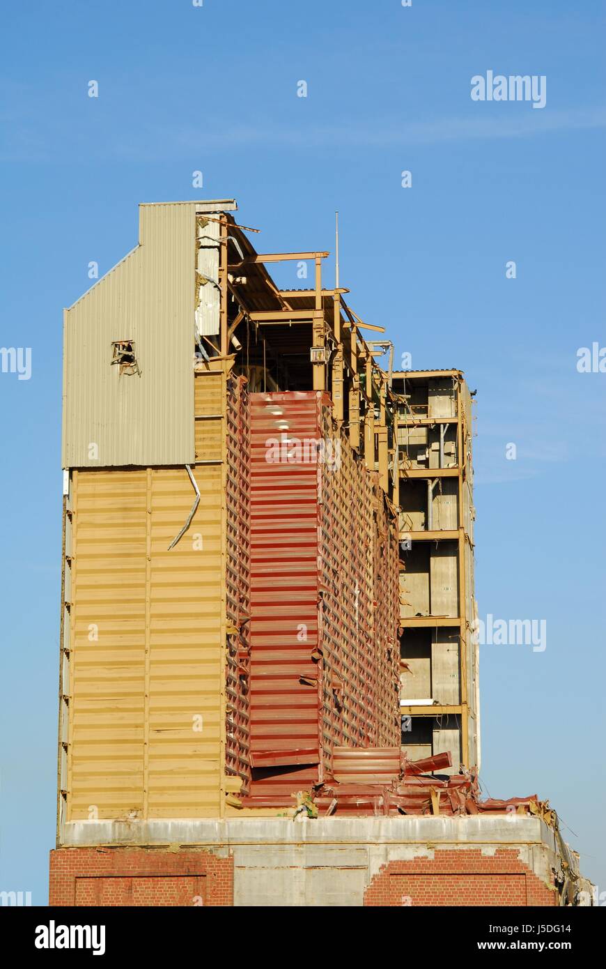 house multistory building multistorey building multi-story building ...