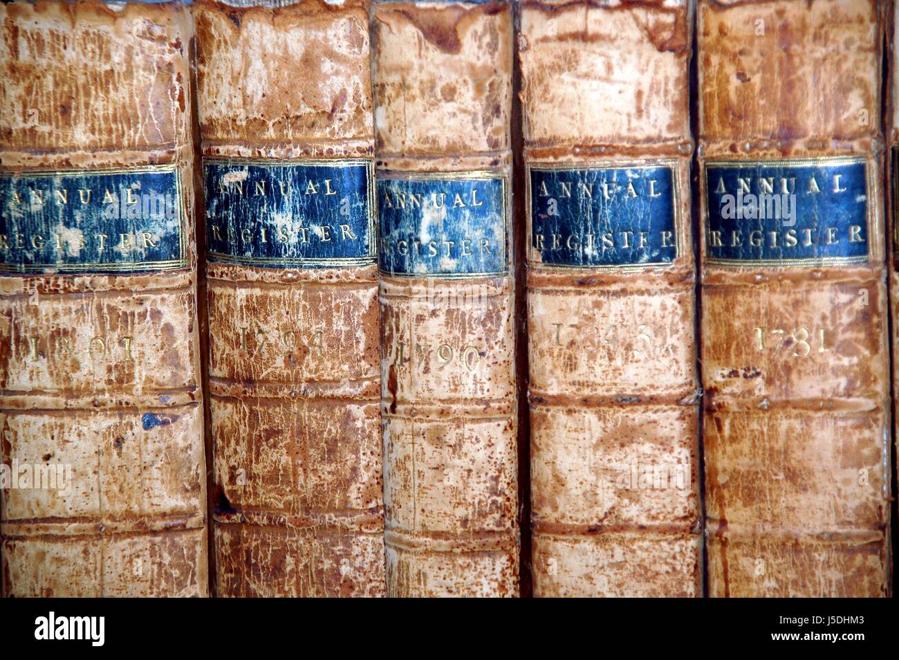 Leather back books hi-res stock photography and images - Alamy
