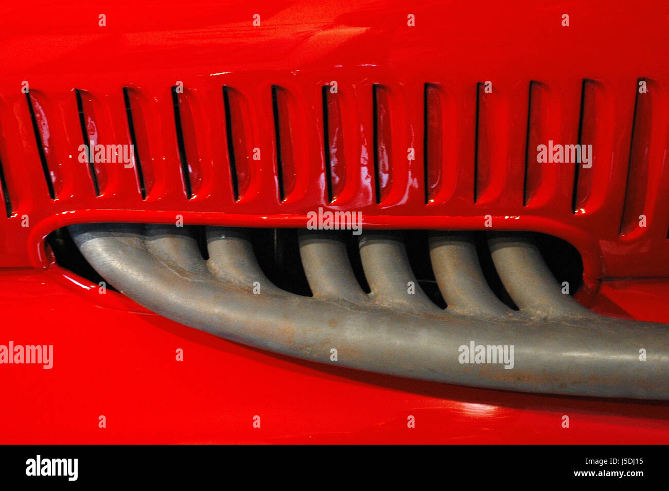 Bugatti engine bonnet hi-res stock photography and images - Alamy