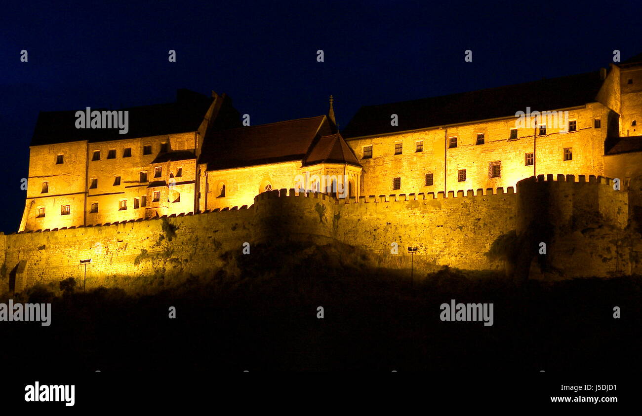 shine shines bright lucent light serene luminous detail night nighttime ...