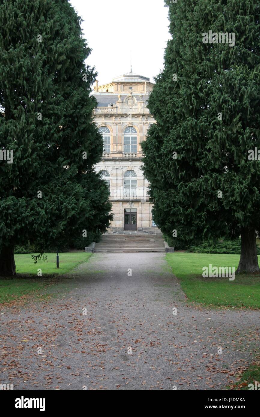 house building tower big large enormous extreme powerful imposing ...