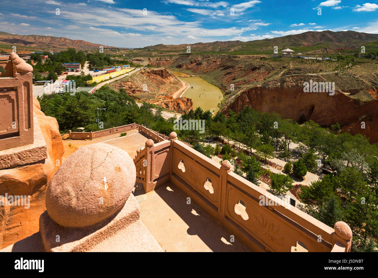 Mount sumeru grottoes guyuan ningxia hi-res stock photography and ...