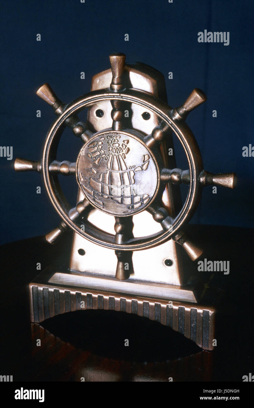 Steering with oar hi-res stock photography and images - Alamy