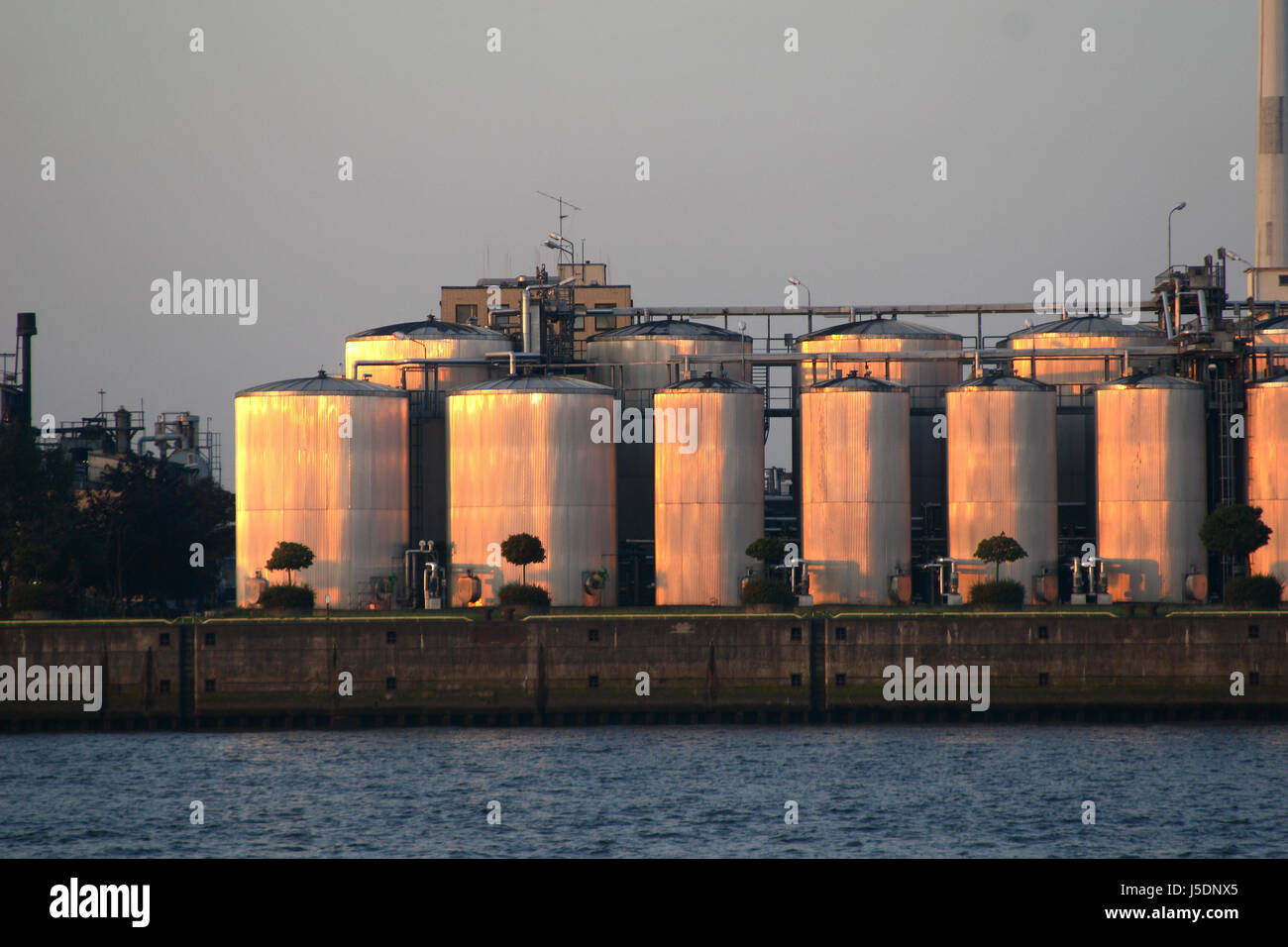 Tanklager hi-res stock photography and images - Alamy