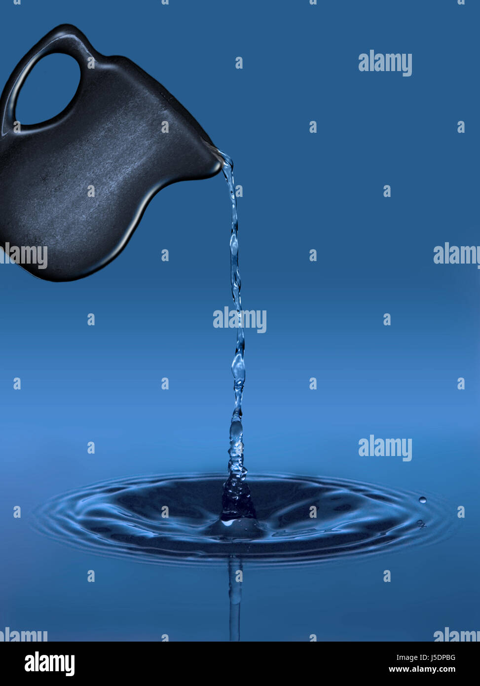 Ewer porcelain hi-res stock photography and images - Alamy