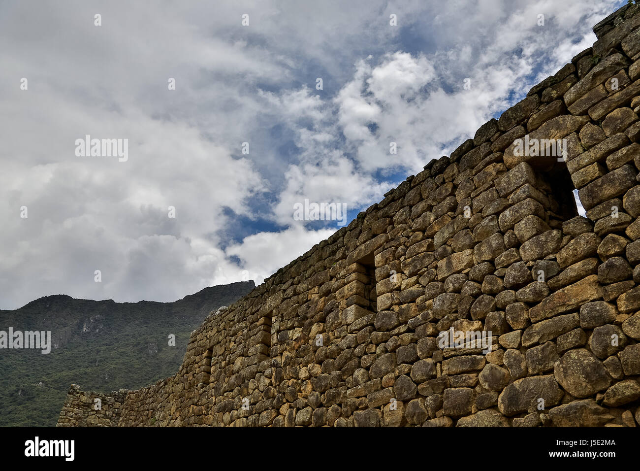The walls of Machu Picchu Stock Photo - Alamy