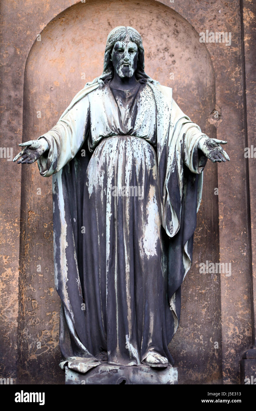 historical remember death stone statue sculpture cemetery gravestone ...