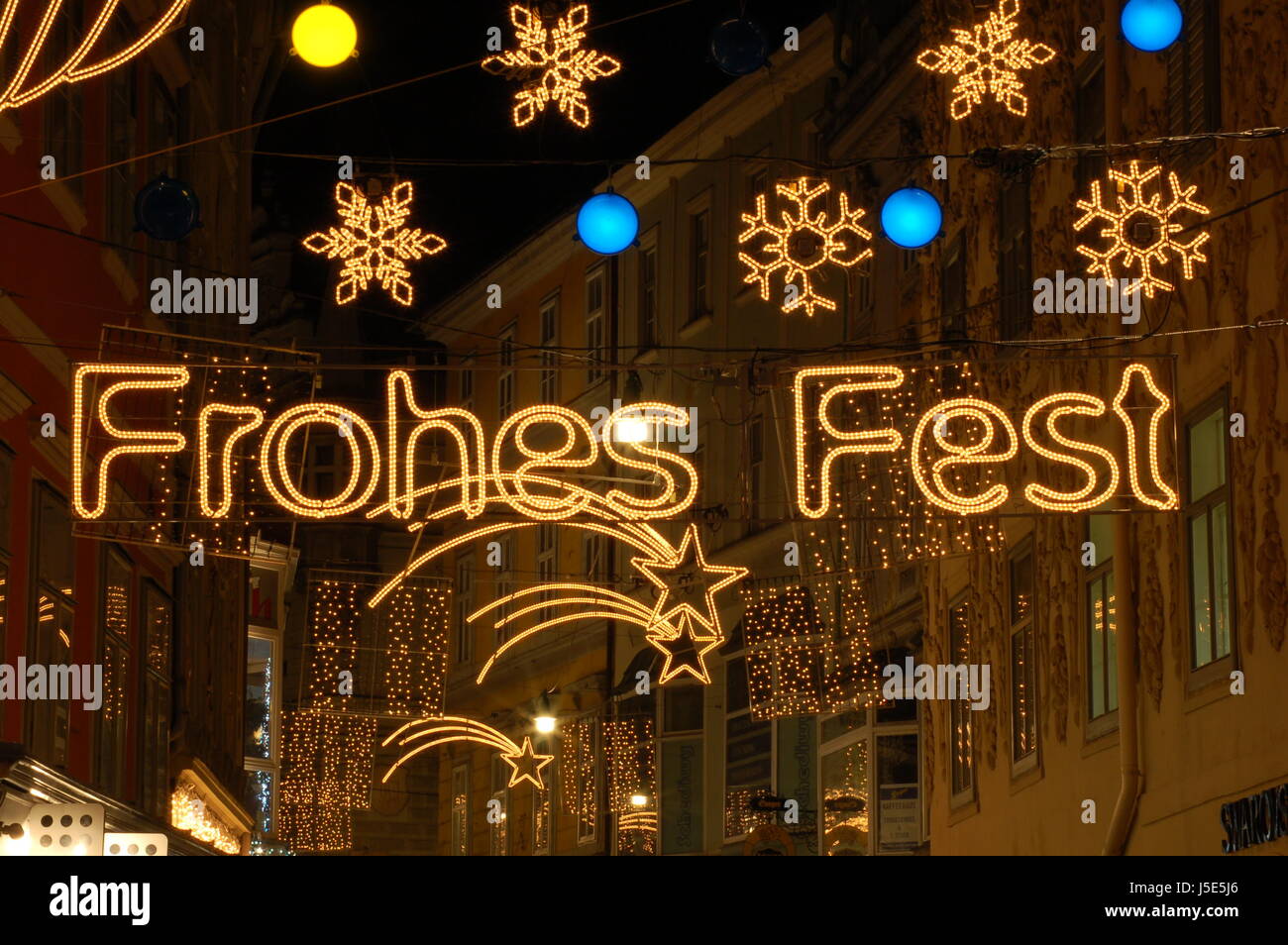 party celebration congratulation chain of lights star christmas xmas x ...