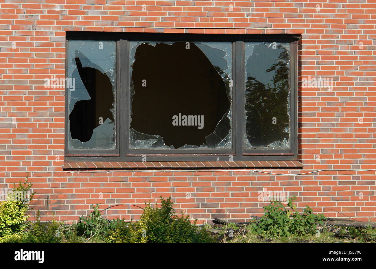 house building danger window porthole dormer window pane insurance ruin ...