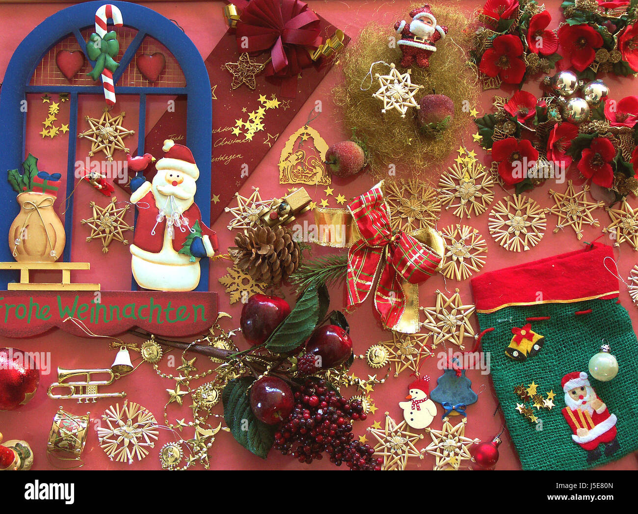 Kitsch christmas hi-res stock photography and images - Alamy