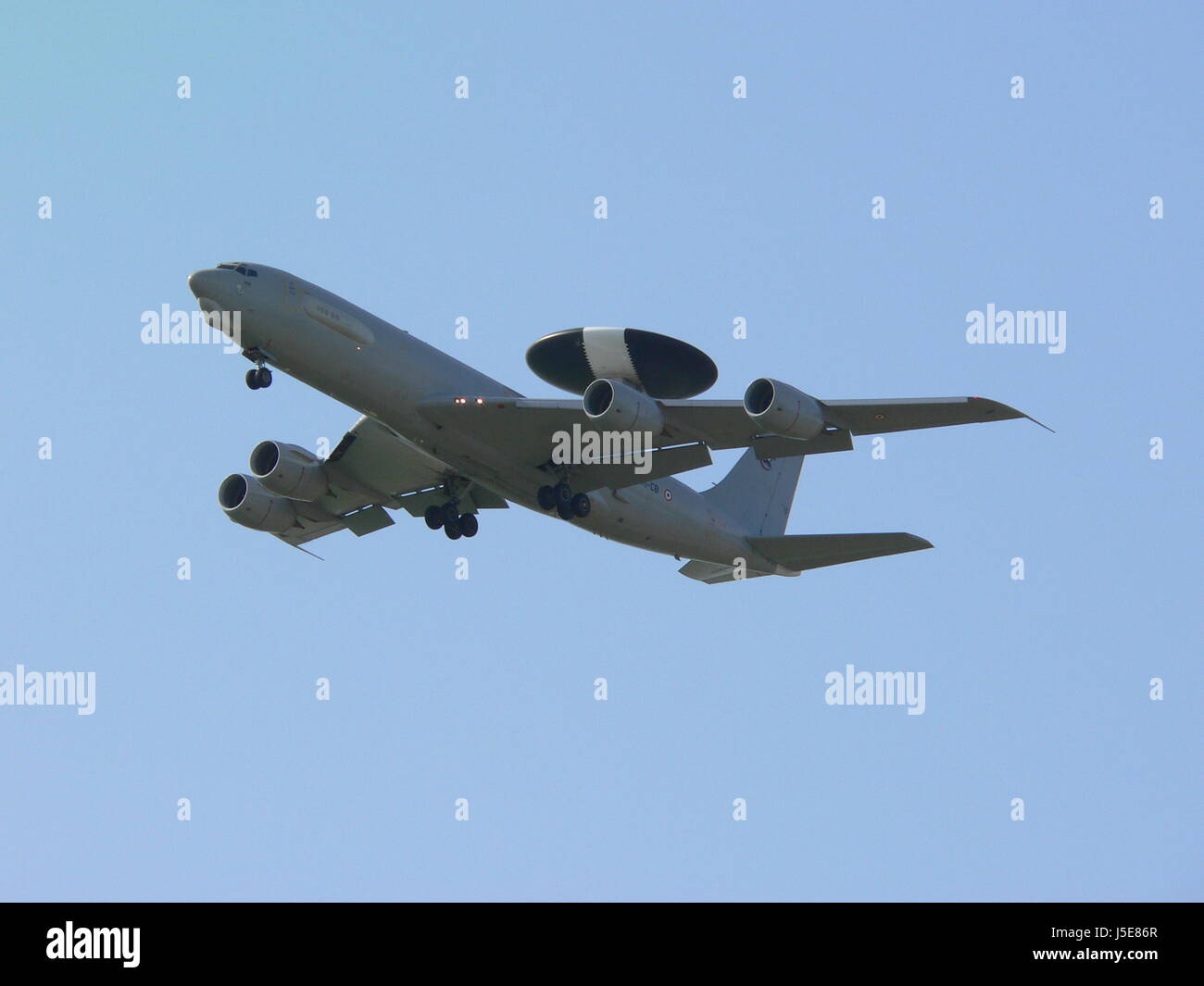 radar approach flight aircraft aeroplane plane airplane jet awacs Stock ...