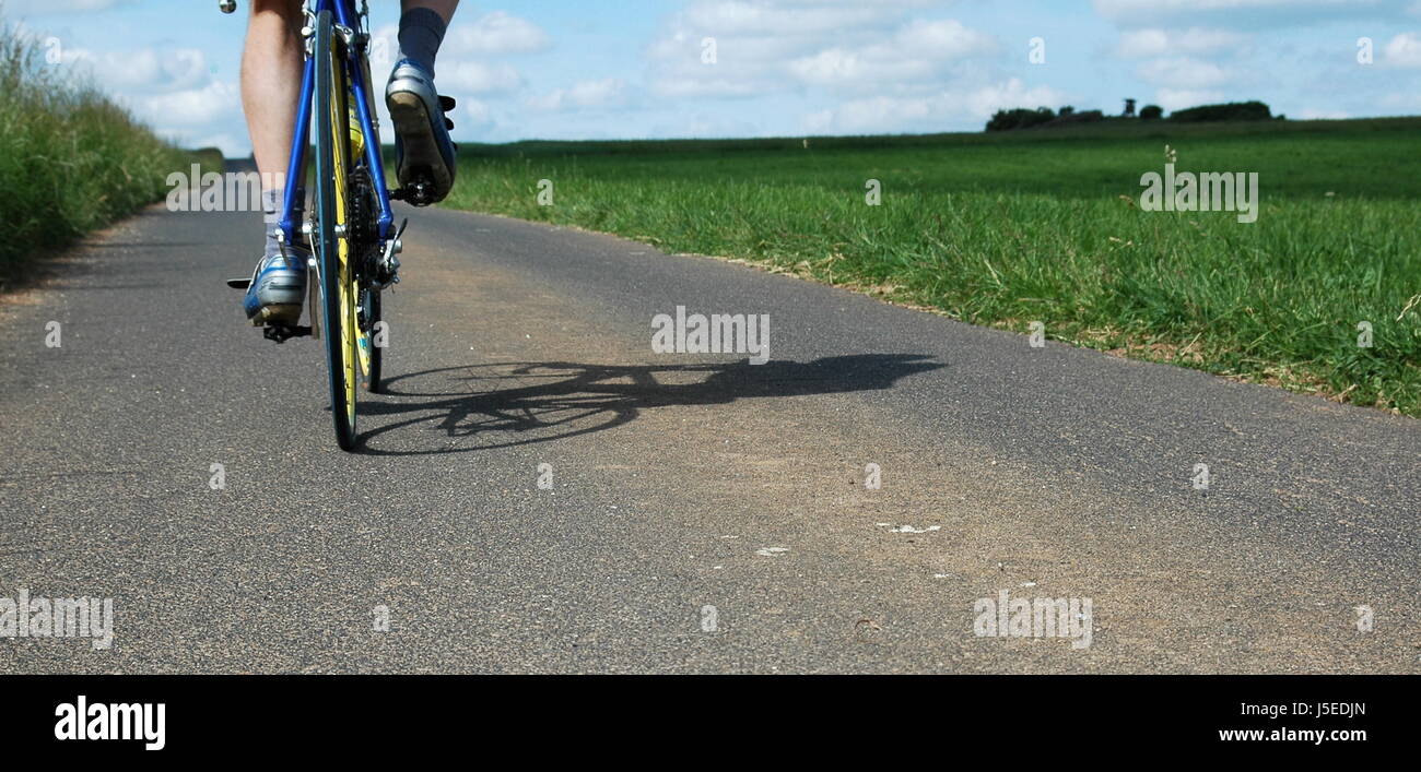 Straight legs hi-res stock photography and images - Alamy
