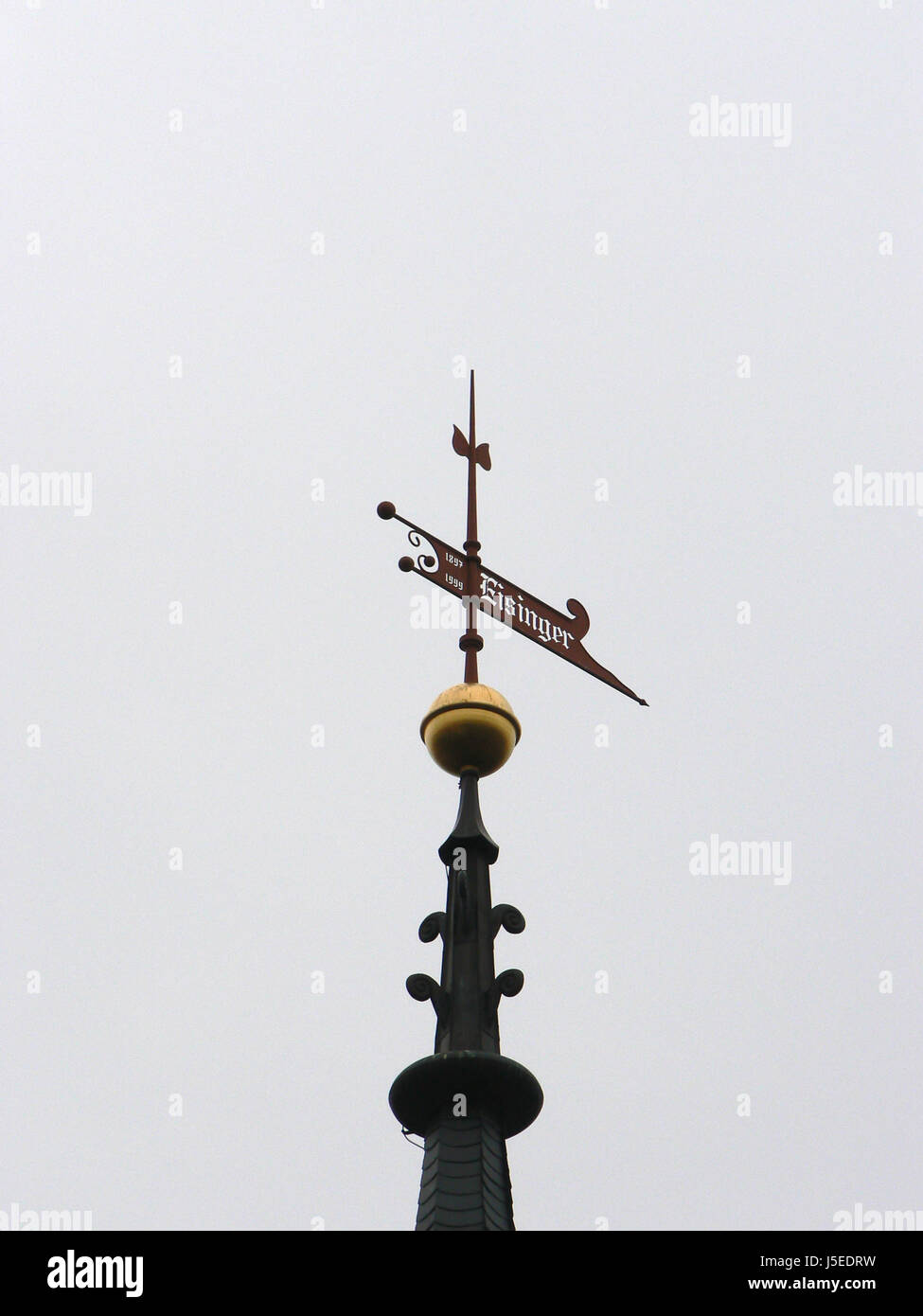 Golden weather vane hi-res stock photography and images - Alamy