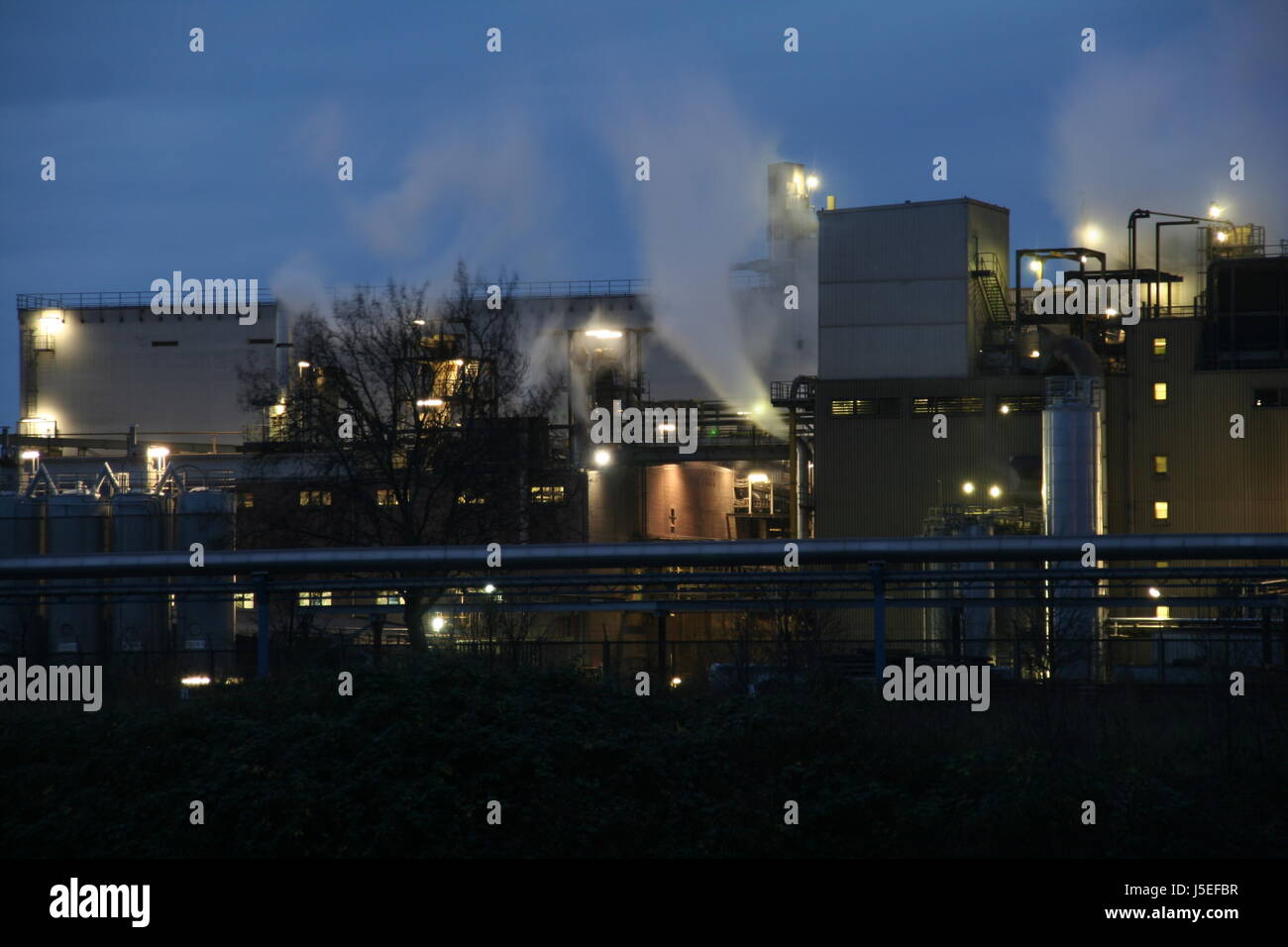 industry harbor hamburg work factory harbours production fabrication ...