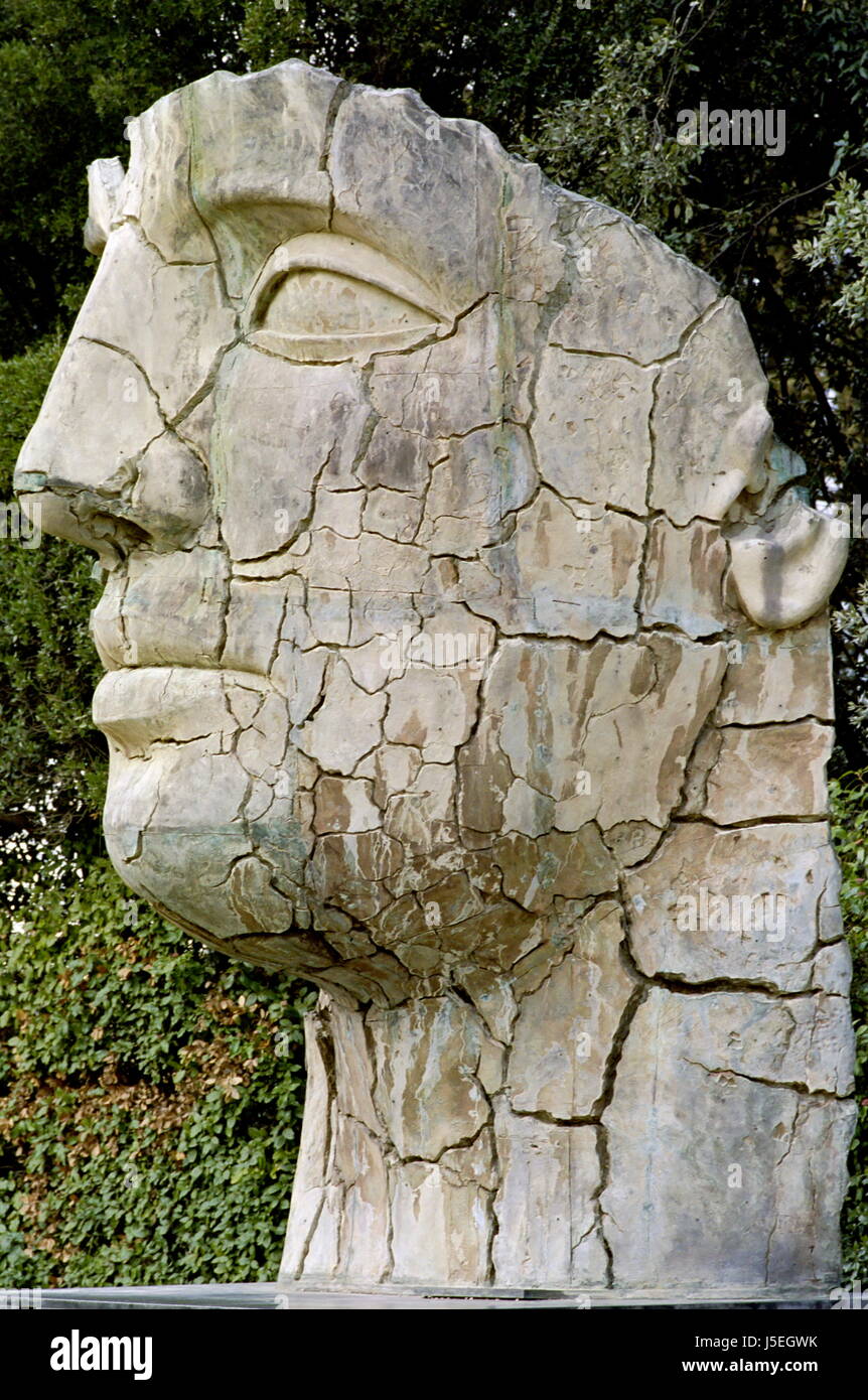 Nose stone hi-res stock photography and images - Alamy