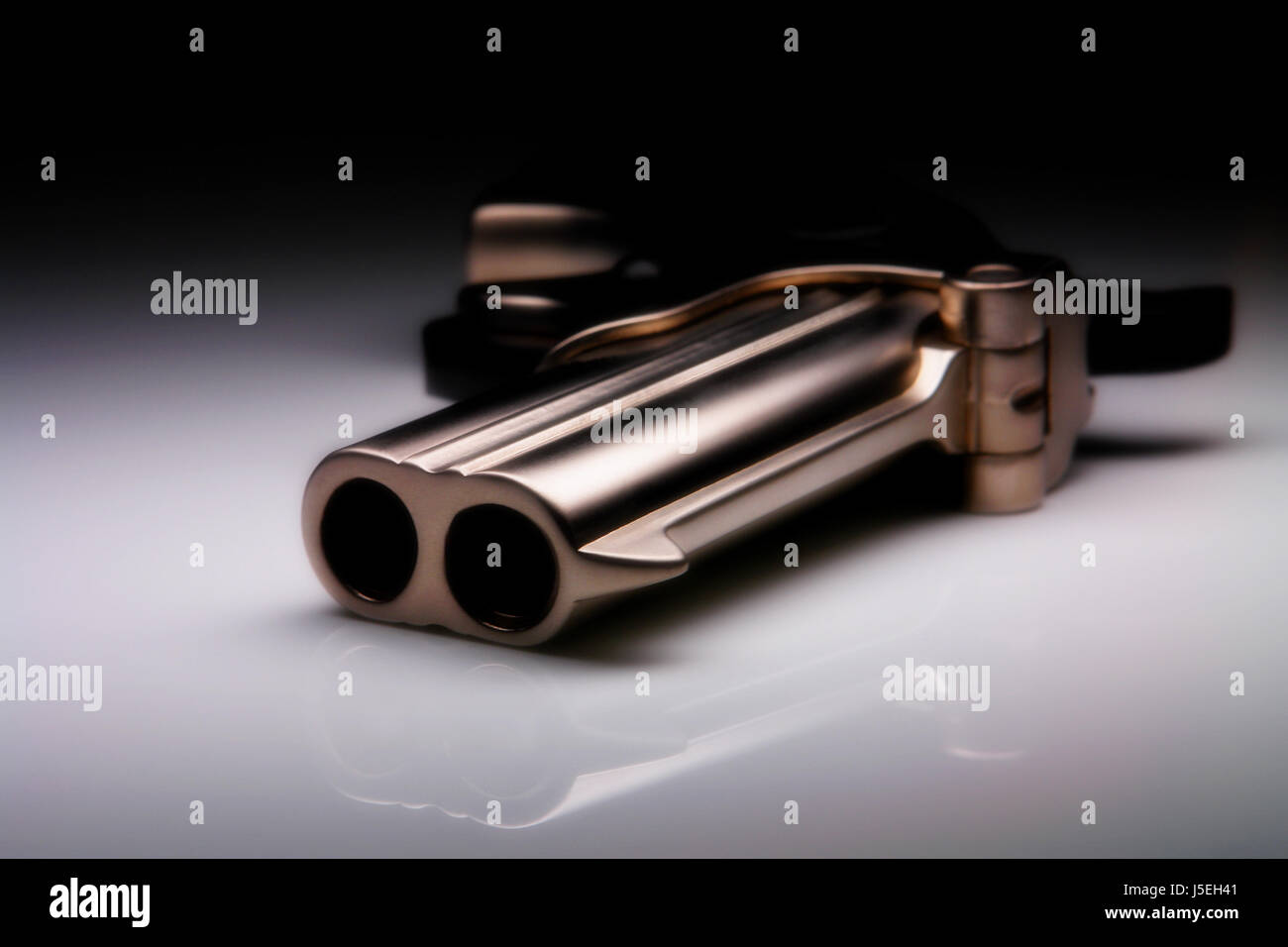 Derringer pistol hi-res stock photography and images - Alamy