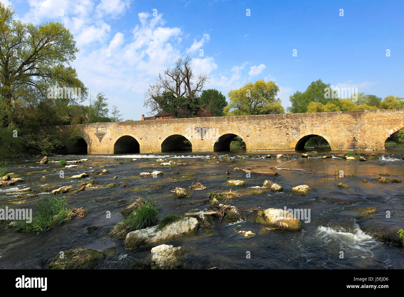 Bromham Village Stock Photos & Bromham Village Stock Images - Alamy