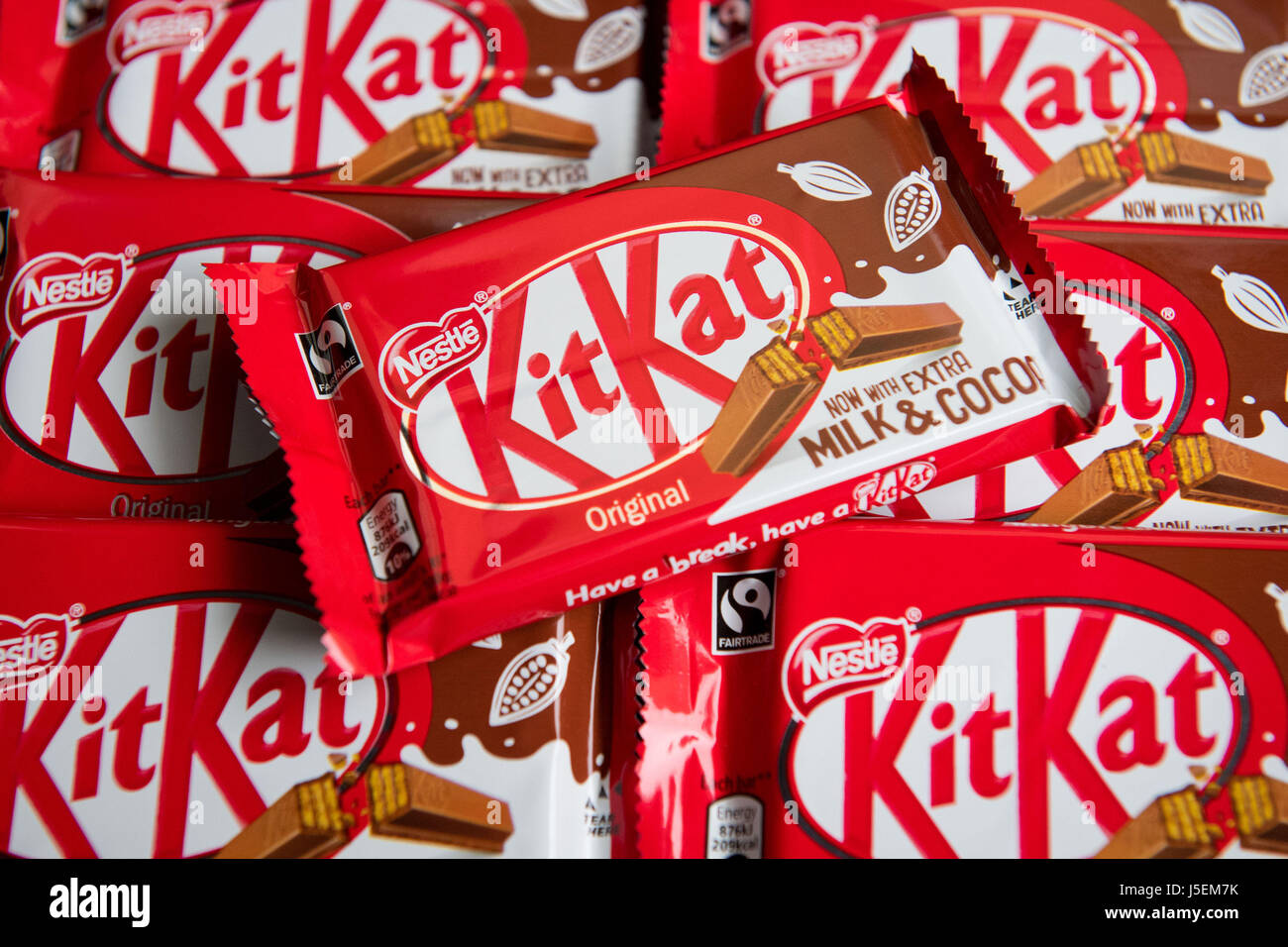 Four finger KitKat biscuits in London after a bid by Nestle to register ...