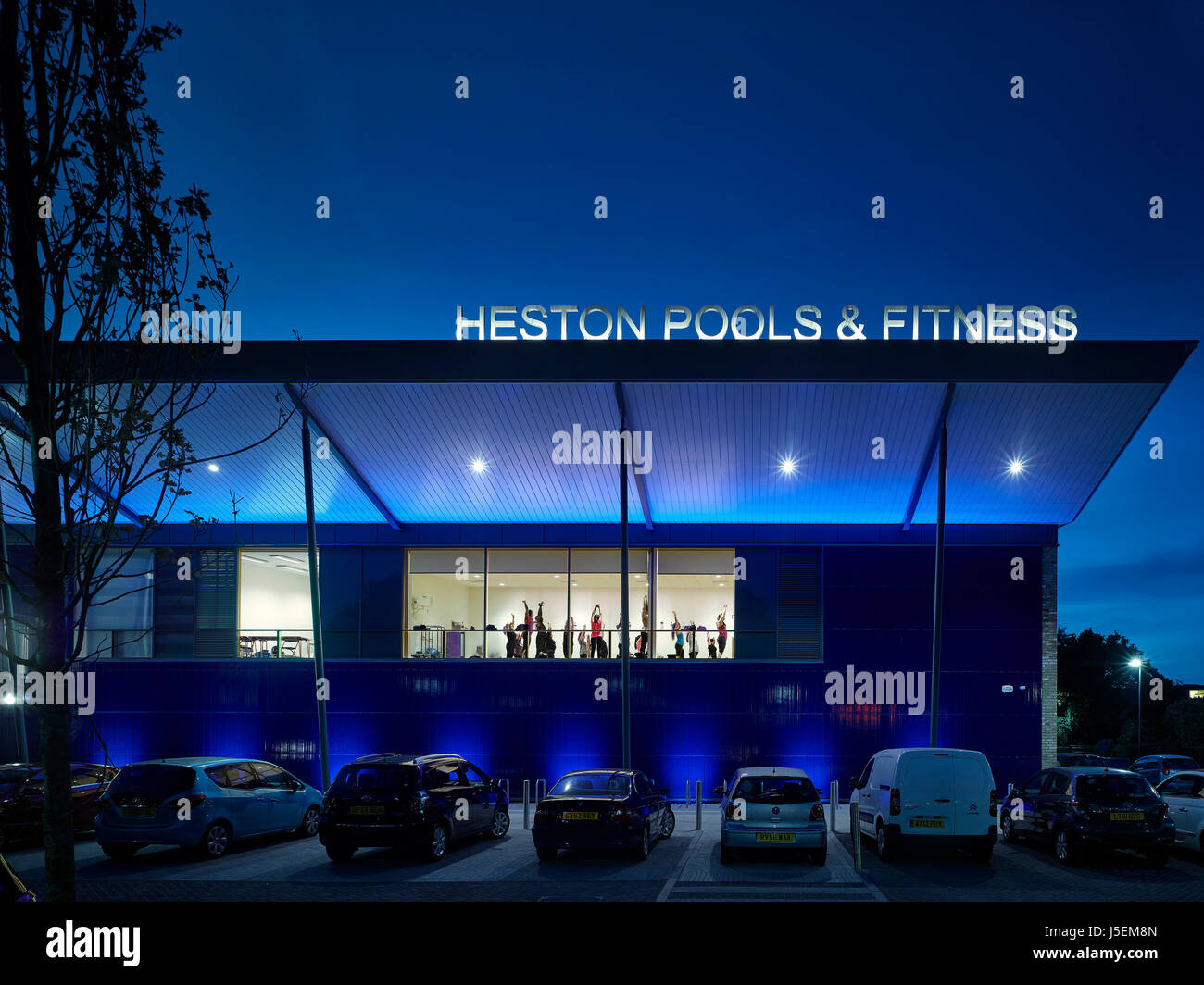 Heston leisure centre hi-res stock photography and images - Alamy