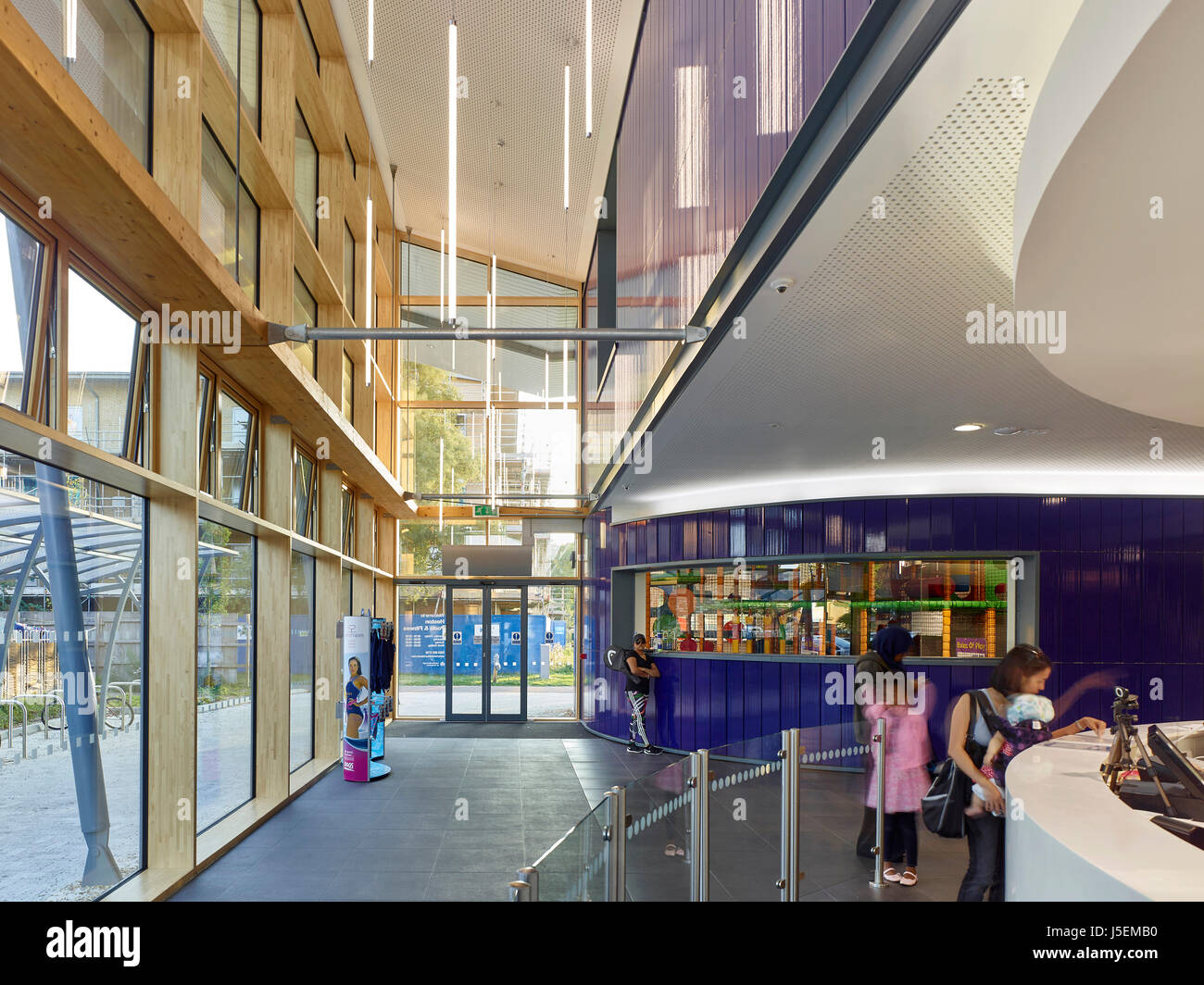 Heston leisure centre hi-res stock photography and images - Alamy