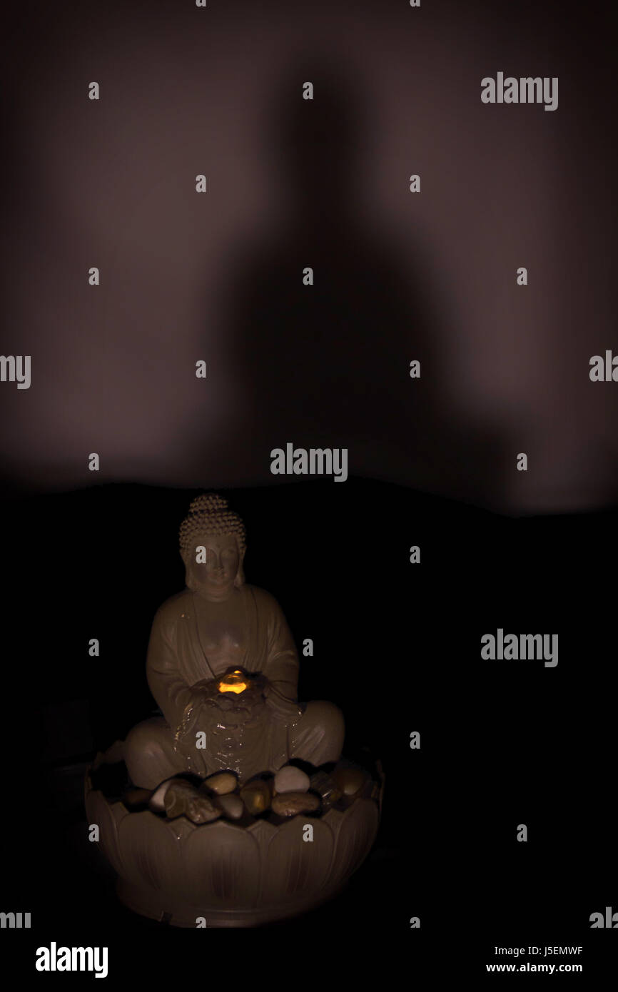 Male buddha hi-res stock photography and images - Alamy