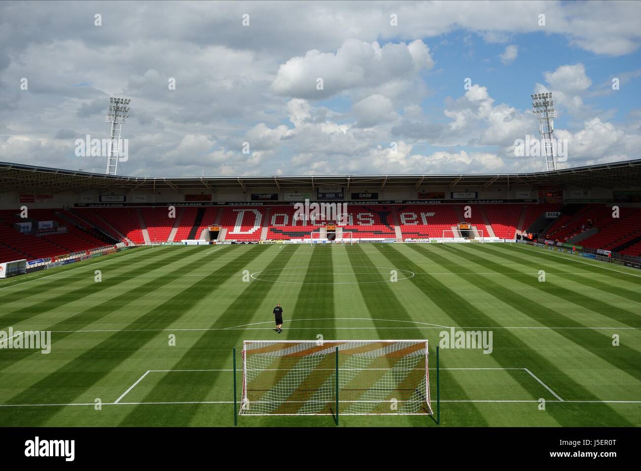 THE KEEPMOAT STADIUM DONCASTER ROVERS V BLACKPOOL KEEPMOAT STADIUM ...