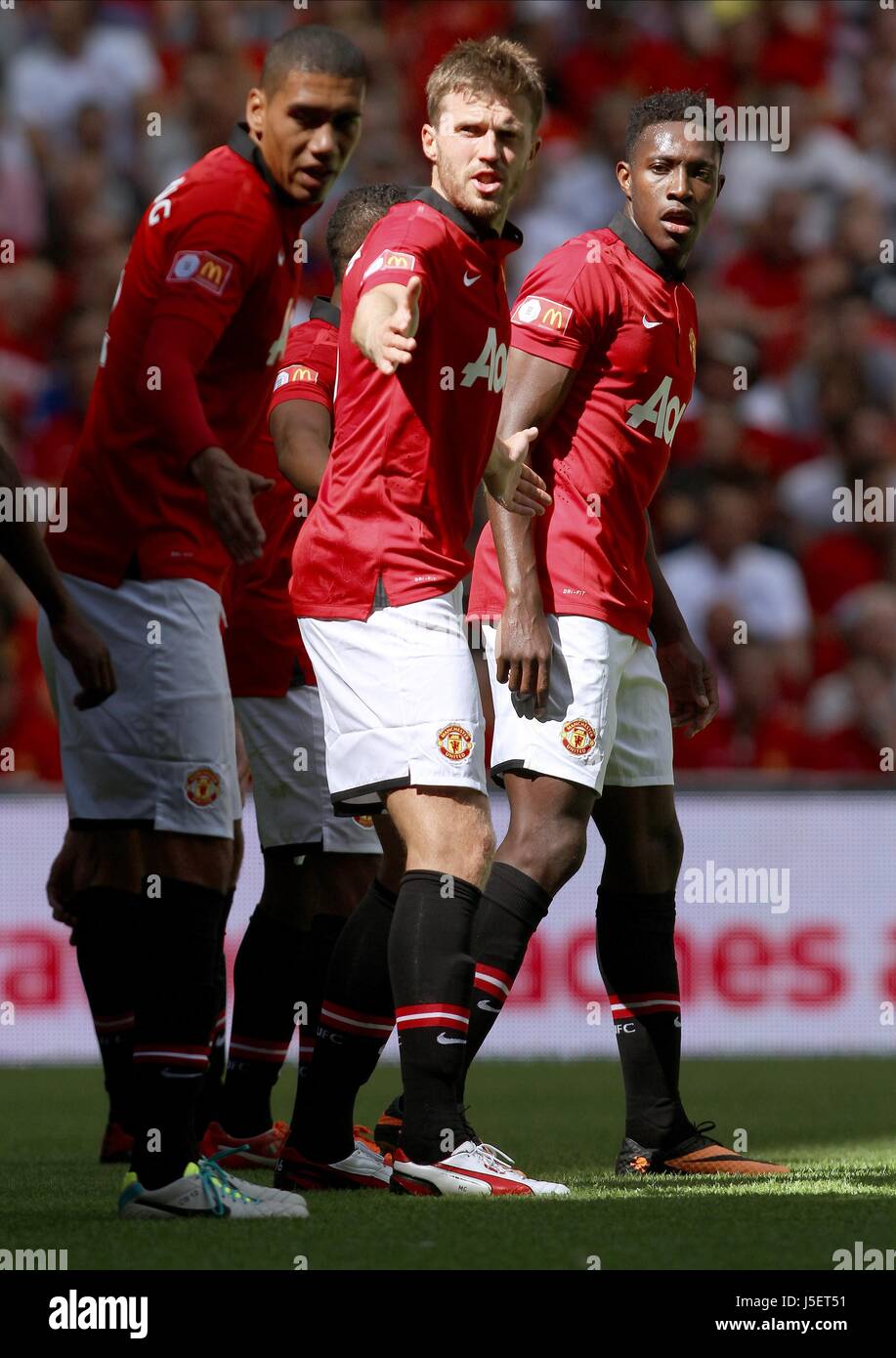 Chris smalling and danny welbeck hi-res stock photography and images ...