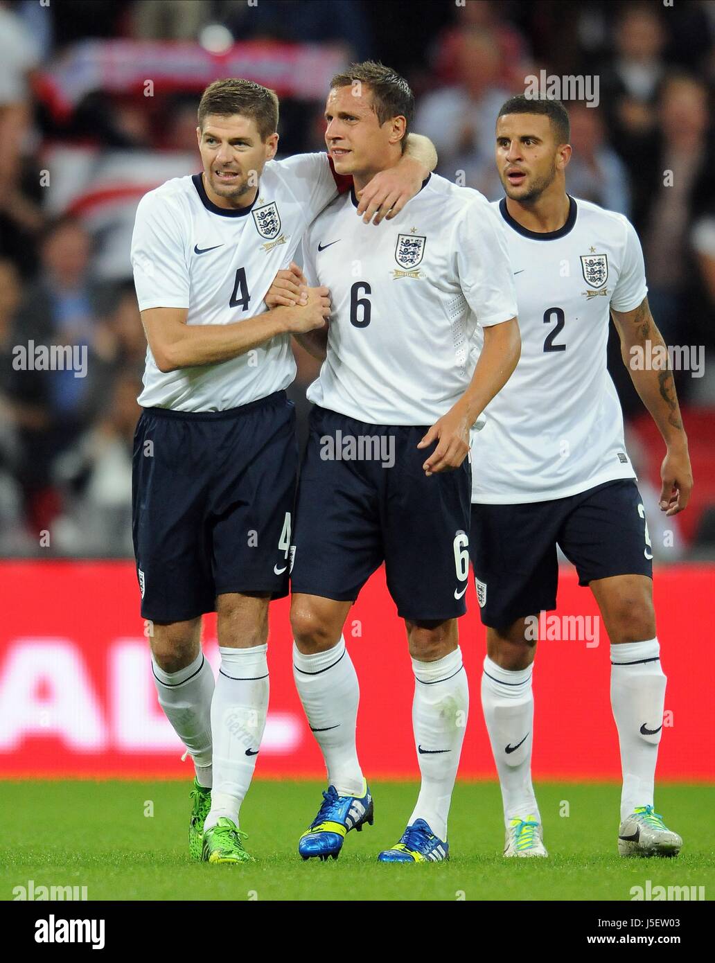 STEVEN GERRARD PHIL JAGIELKA ENGLAND V SCOTLAND WEMBLEY LONDON ENGLAND ...