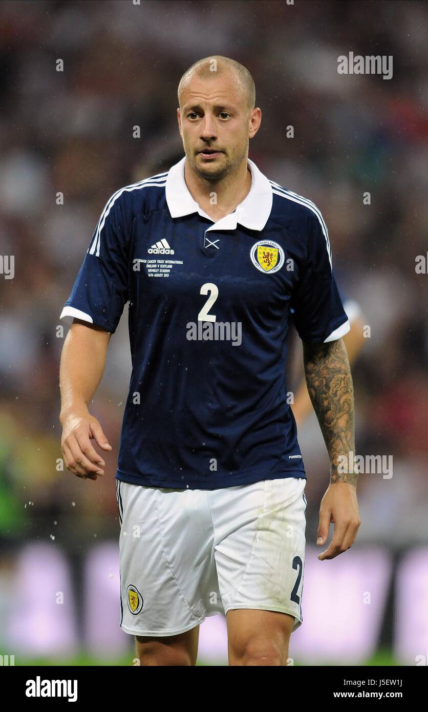 ALAN HUTTON SCOTLAND WEMBLEY LONDON ENGLAND 14 August 2013 Stock Photo ...
