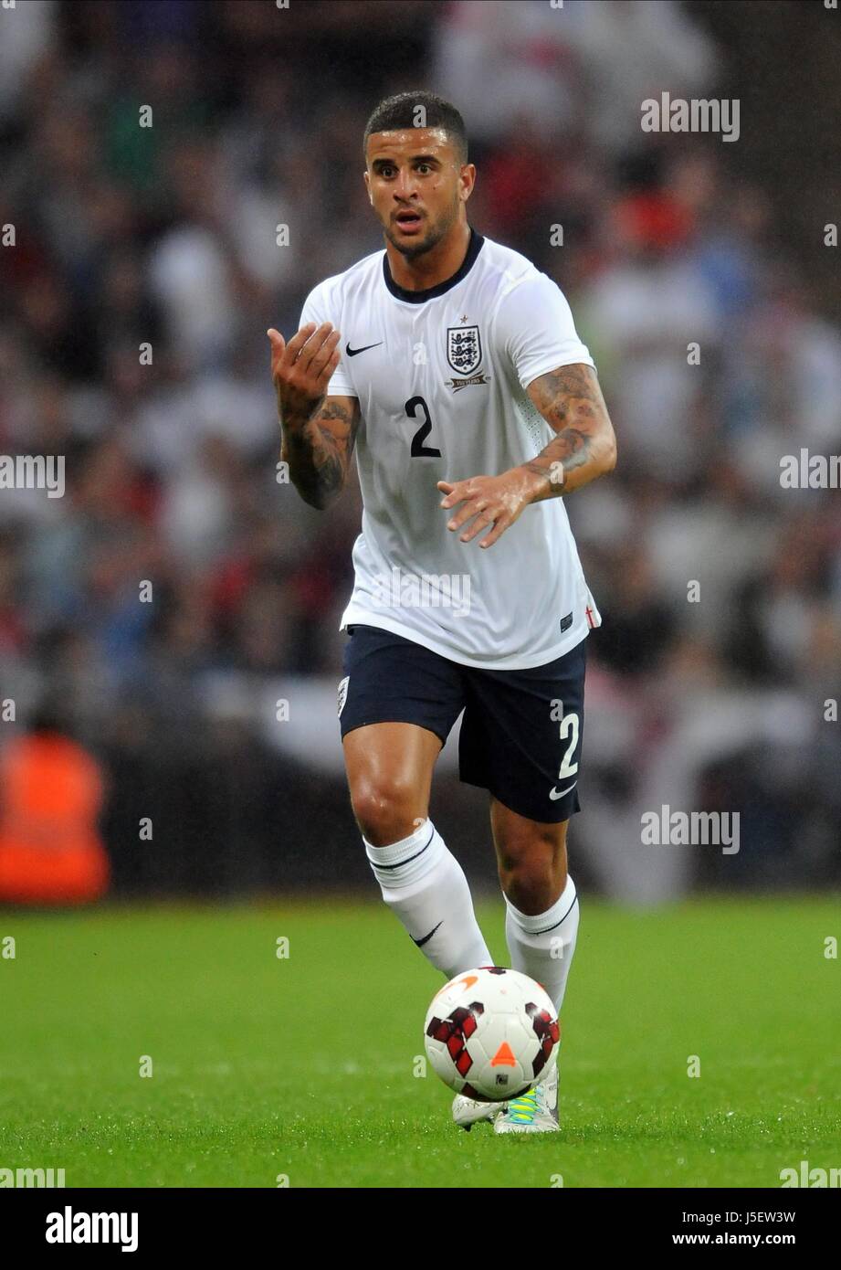 KYLE WALKER ENGLAND TOTTENHAM HOTSPUR FC ENGLAND & TOTTENHAM HOTSPUR FC ...