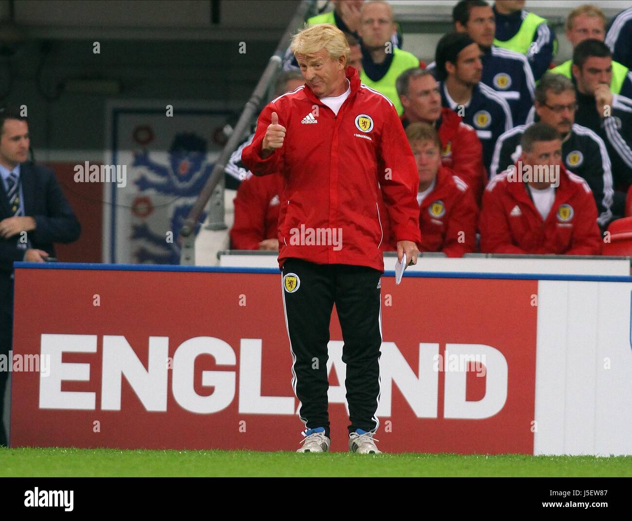 Manager gordon strachan hi-res stock photography and images - Alamy