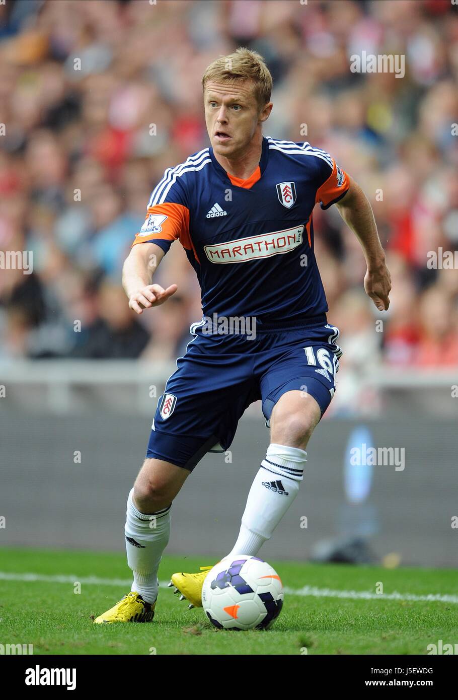 DAMIEN DUFF FULHAM FC STADIUM OF LIGHT SUNDERLAND ENGLAND 17 August ...