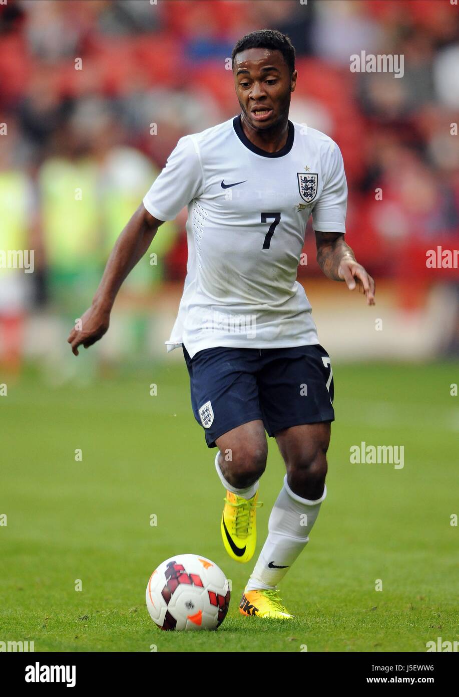 RAHEEM STERLING ENGLAND LIVERPOOL FC ENGLAND & LIVERPOOL FC BRAMALL ...