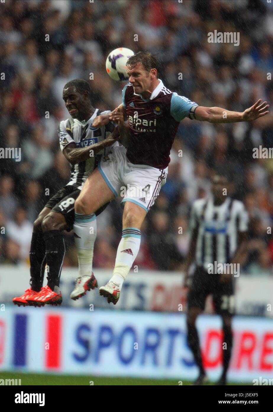 Newcastle united and kevin nolan hi-res stock photography and images ...