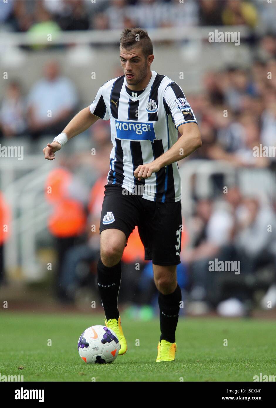 DAVIDE SANTON NEWCASTLE UNITED FC NEWCASTLE UNITED FC ST.JAMES PARK ...