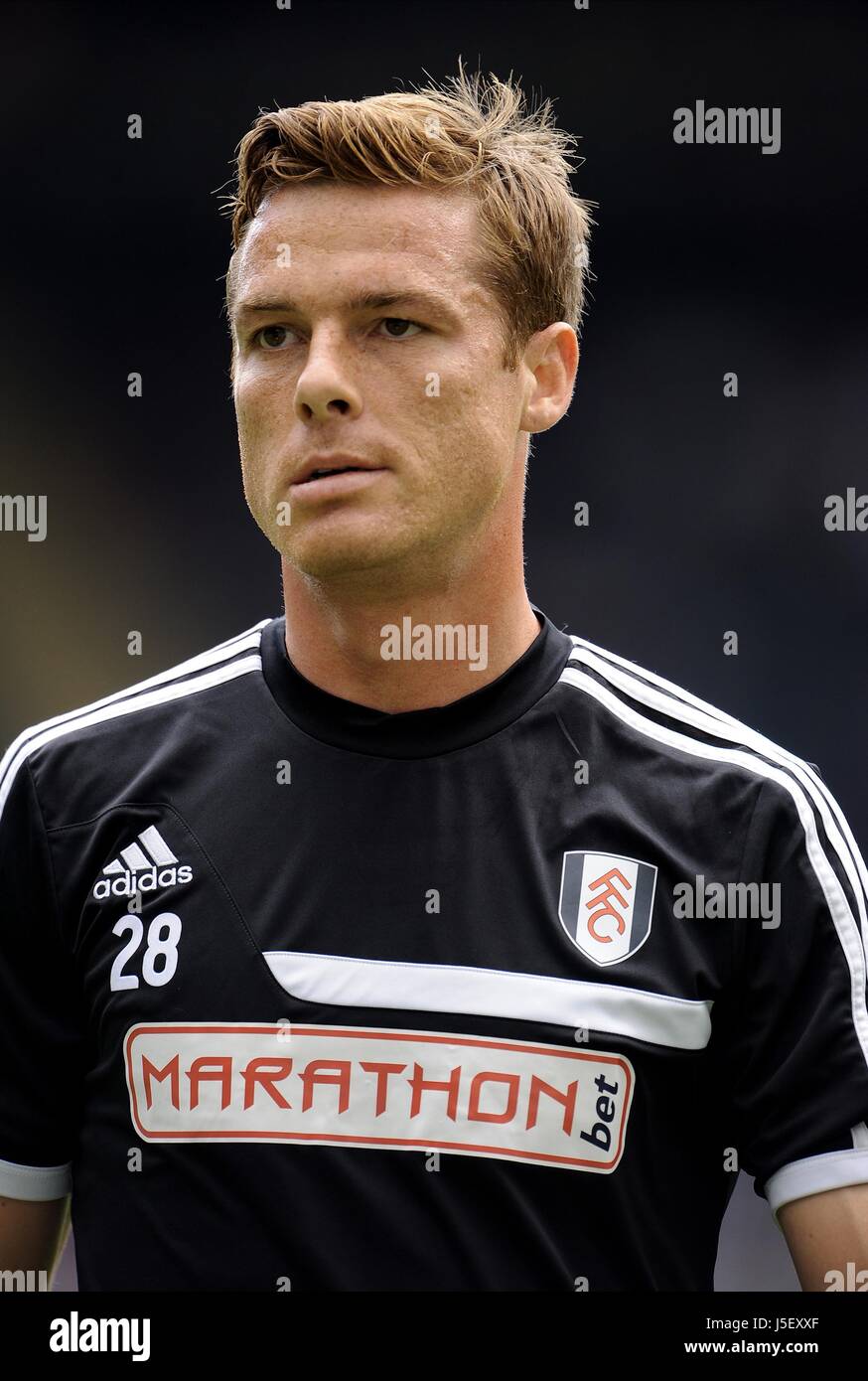 STEVE SIDWELL FULHAM FC FULHAM FC ST JAMES PARK NEWCASTLE ENGLAND 31 ...