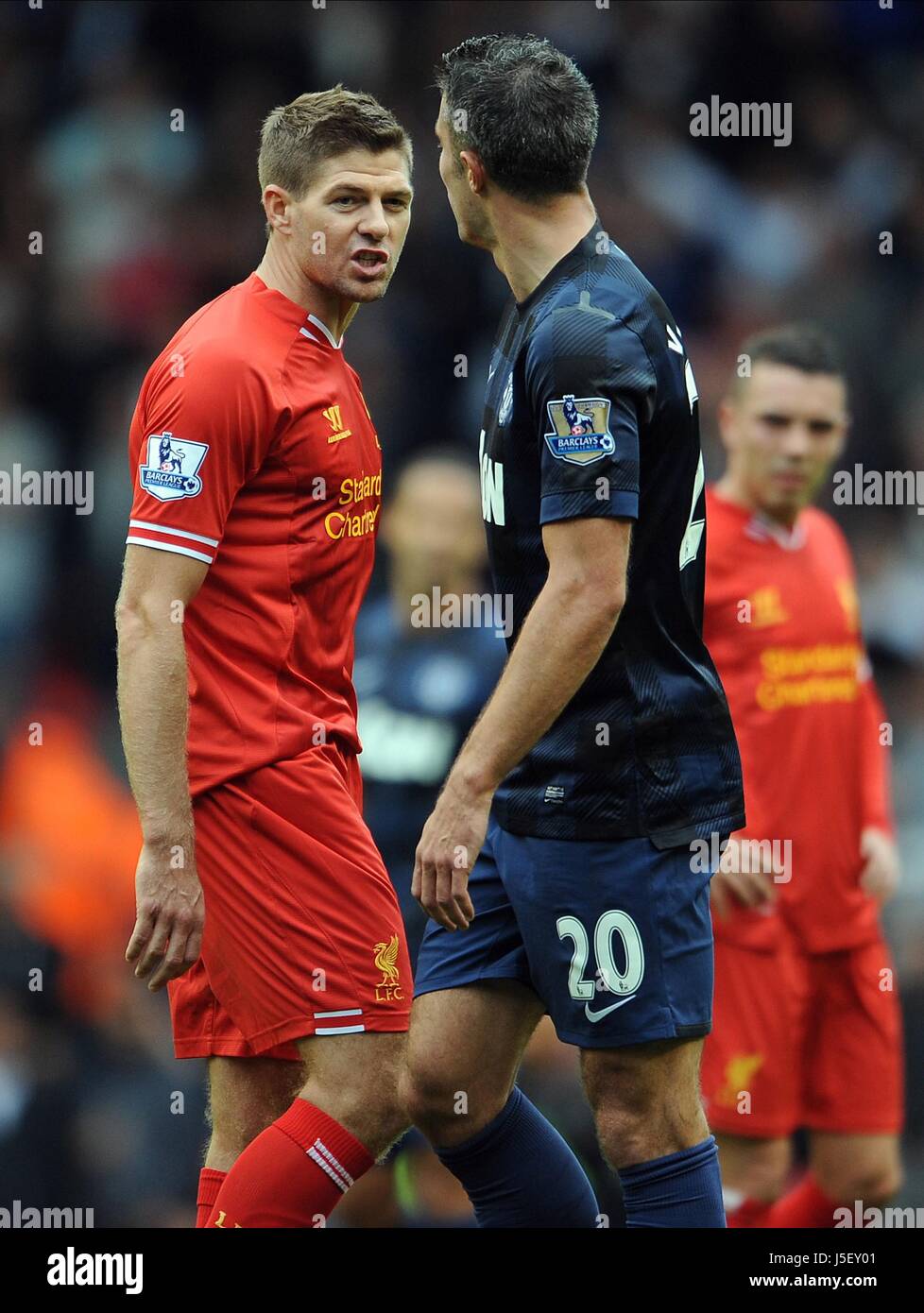 STEVEN GERRARD & ROBIN VAN PER LIVERPOOL V MANCHESTER UNITED ANFIELD ...