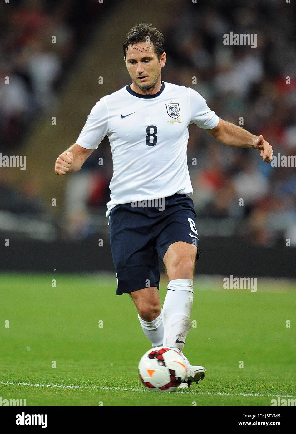 FRANK LAMPARD DANIEL WELBECK ENGLAND V MOLDOVA ENGLAND V MOLDOVA ...