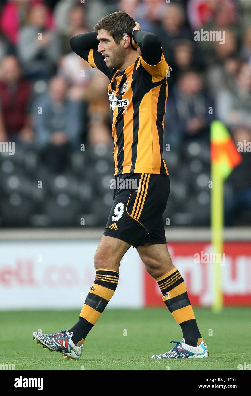 DANNY GRAHAM HULL CITY TIGERS FC HULL CITY TIGERS FC KC STADIUM HULL ...