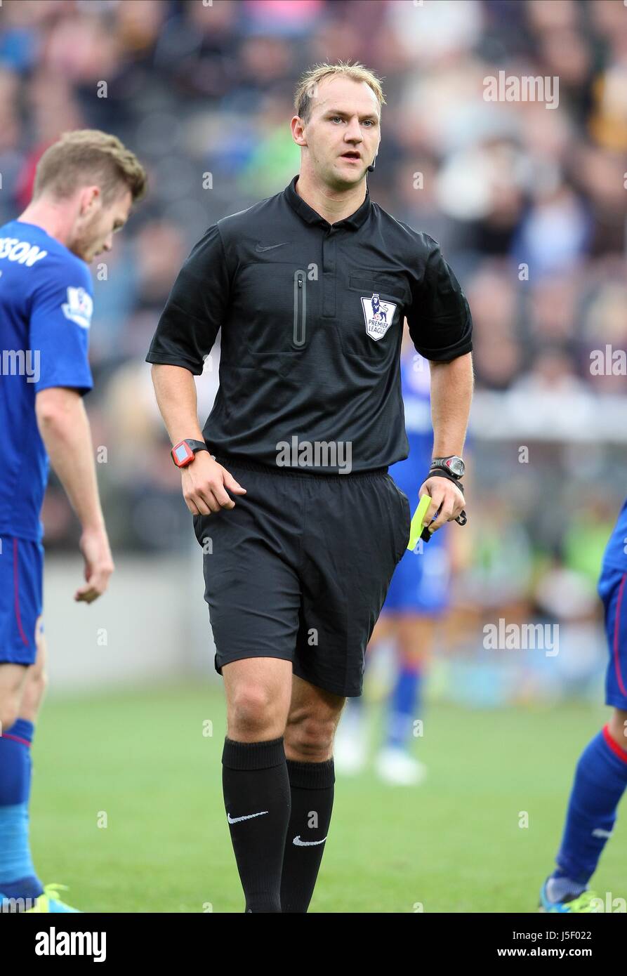 ROBERT MADLEY REFEREE REFEREE KC STADIUM HULL ENGLAND 14 September 2013 ...