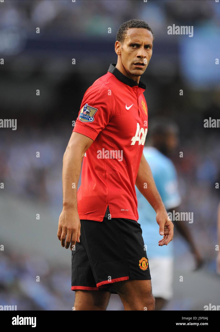 RIO FERDINAND MANCHESTER UNITED FC MANCHESTER UNITED FC ETIHAD STADIUM ...