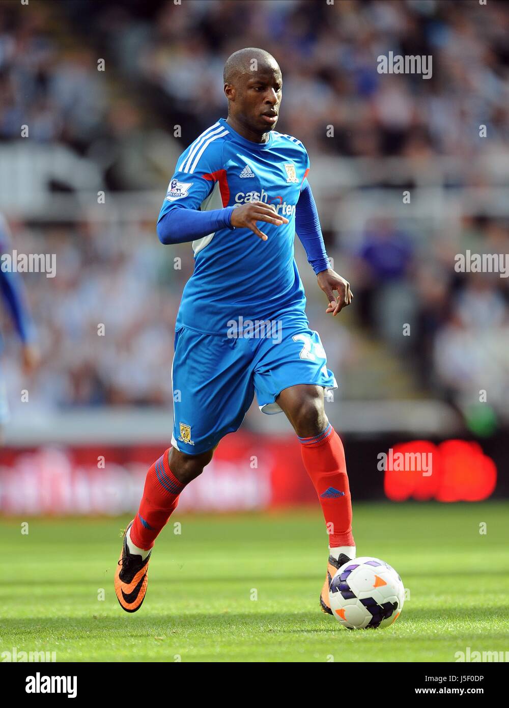 Sone aluko hull hi-res stock photography and images - Alamy
